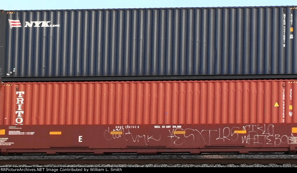 WB Stack Frt at Erie NV W MTSs -244